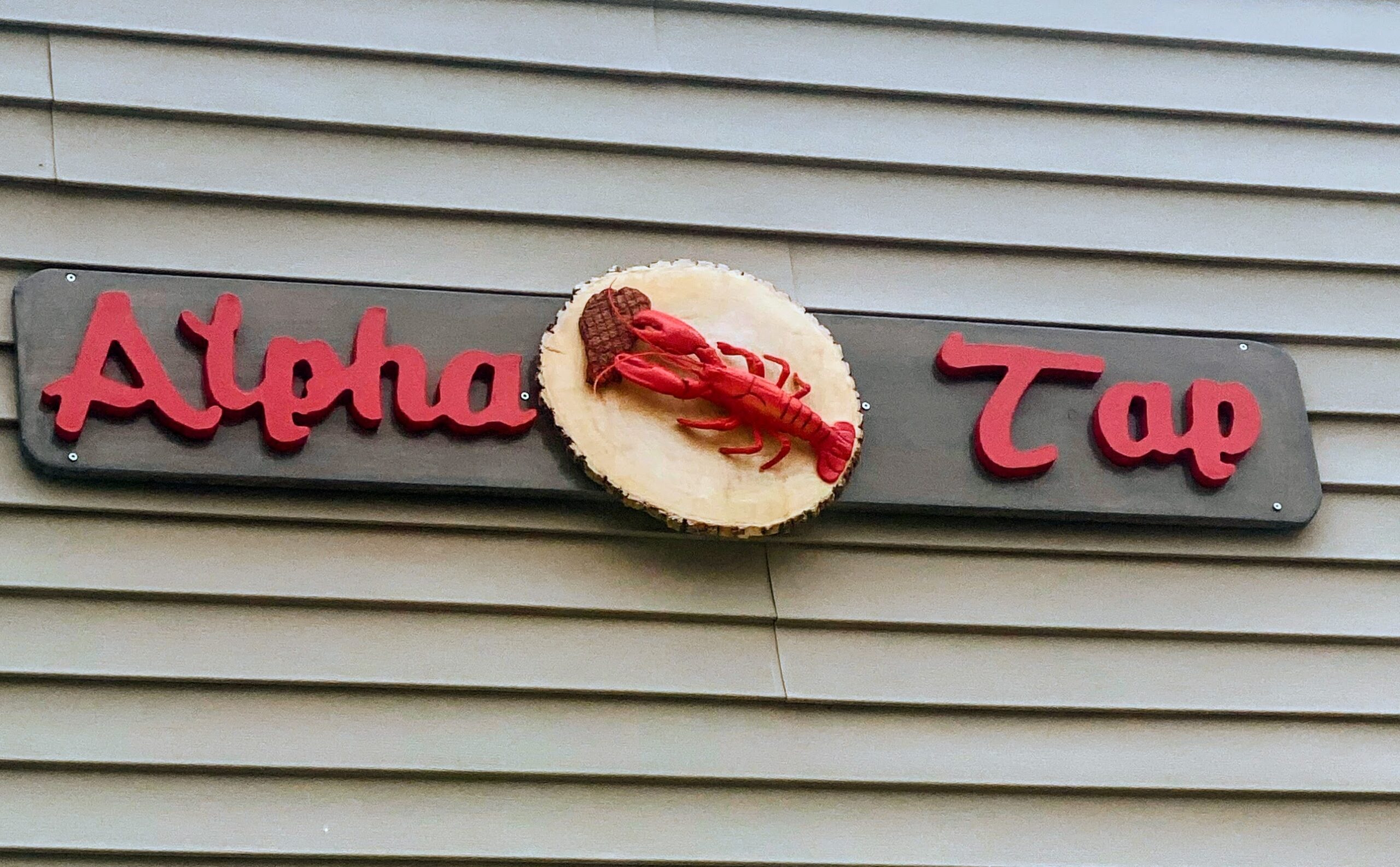 Small Midwestern town bars have the best food - Just Around The Bend Travel